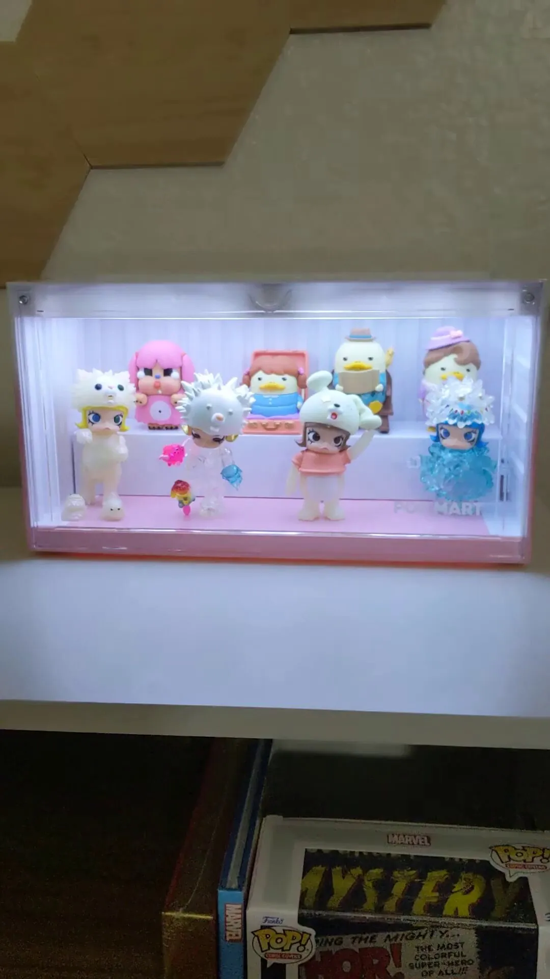 POP MART Luminous Display Container (Take My Heart) - POP MART (Canada)