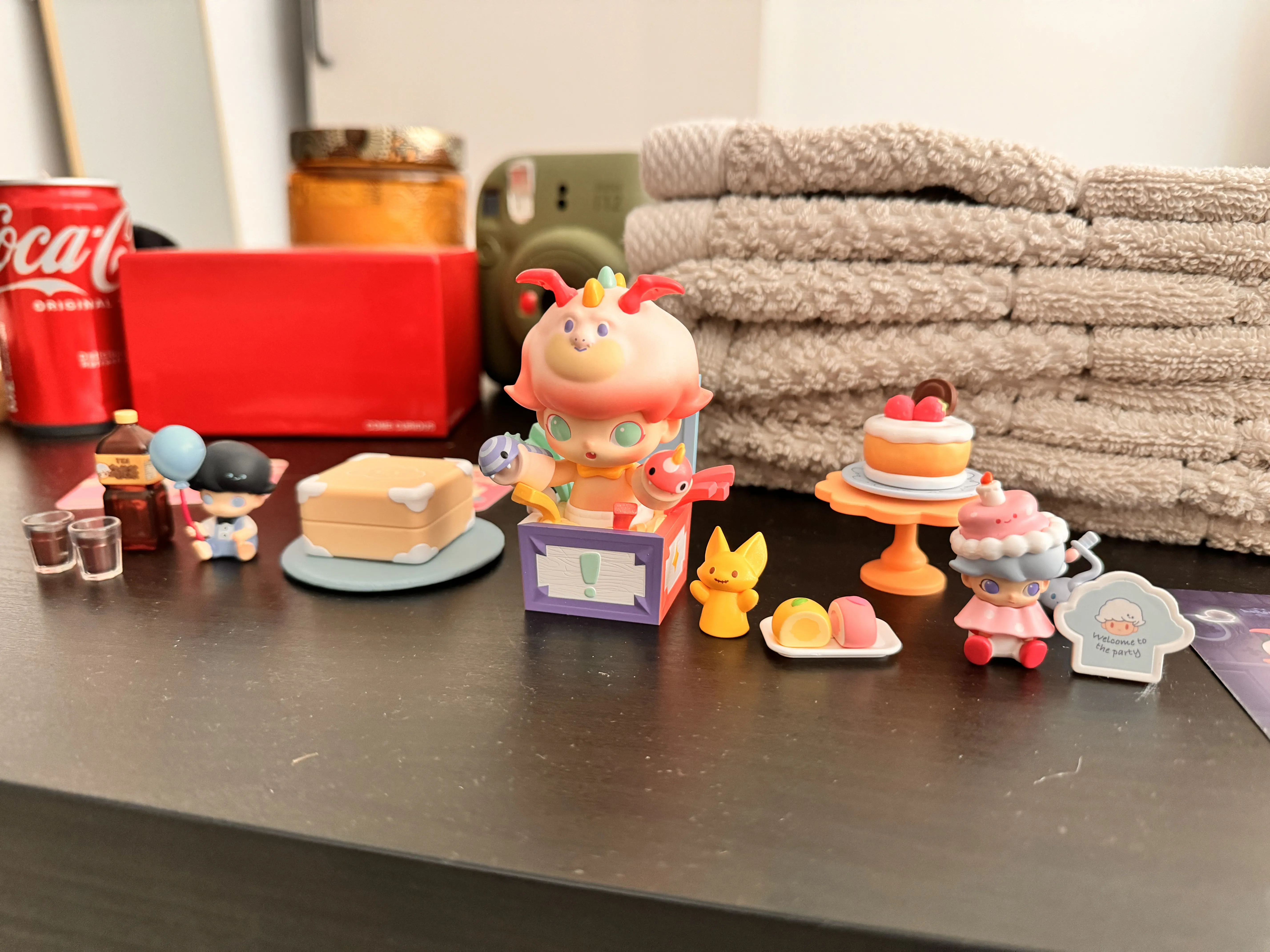 DIMOO：No One's Gonna Sleep Tonight Series Figures - POP MART (United ...