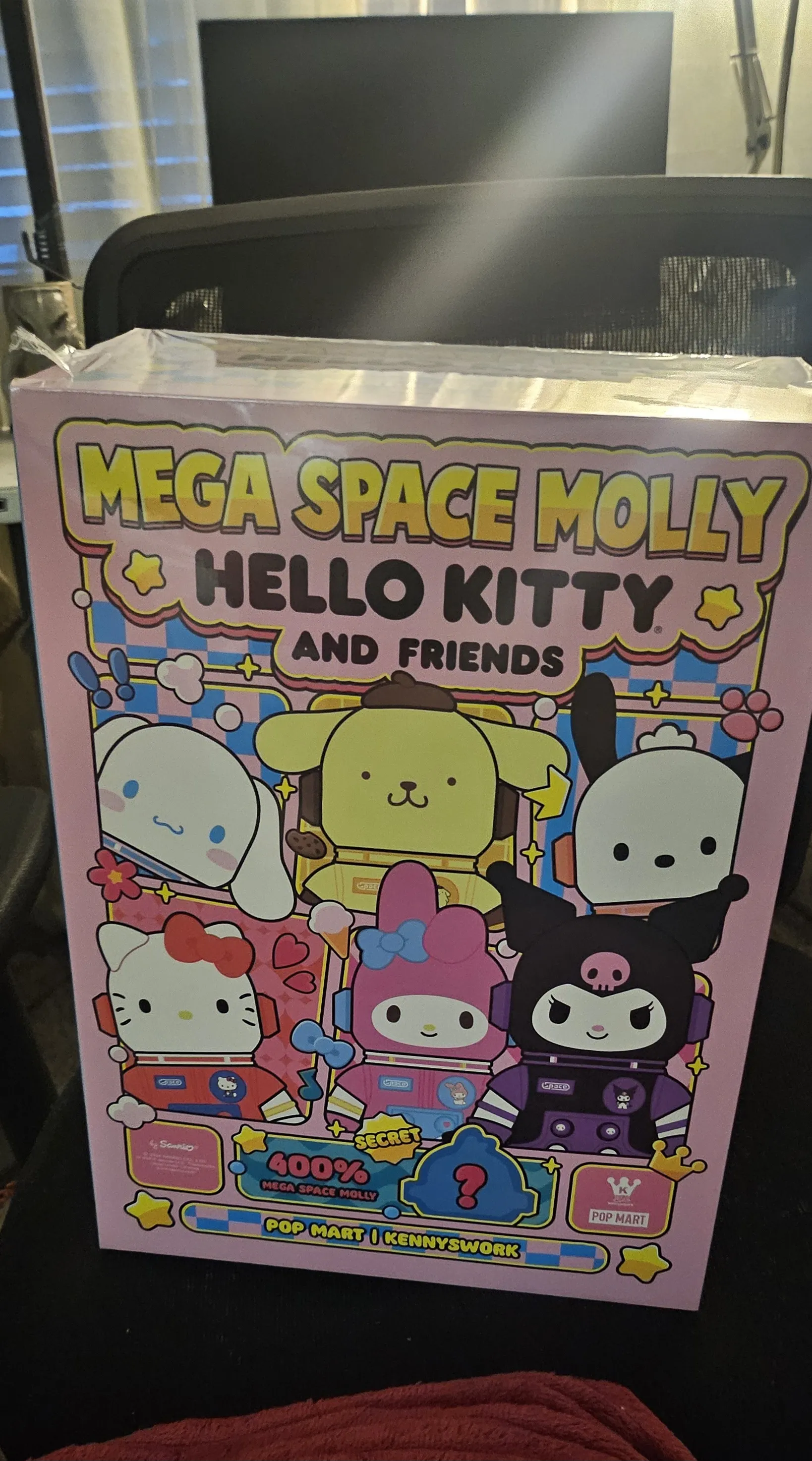 MEGA SPACE MOLLY 400% Sanrio Characters Series - POP MART (United States)