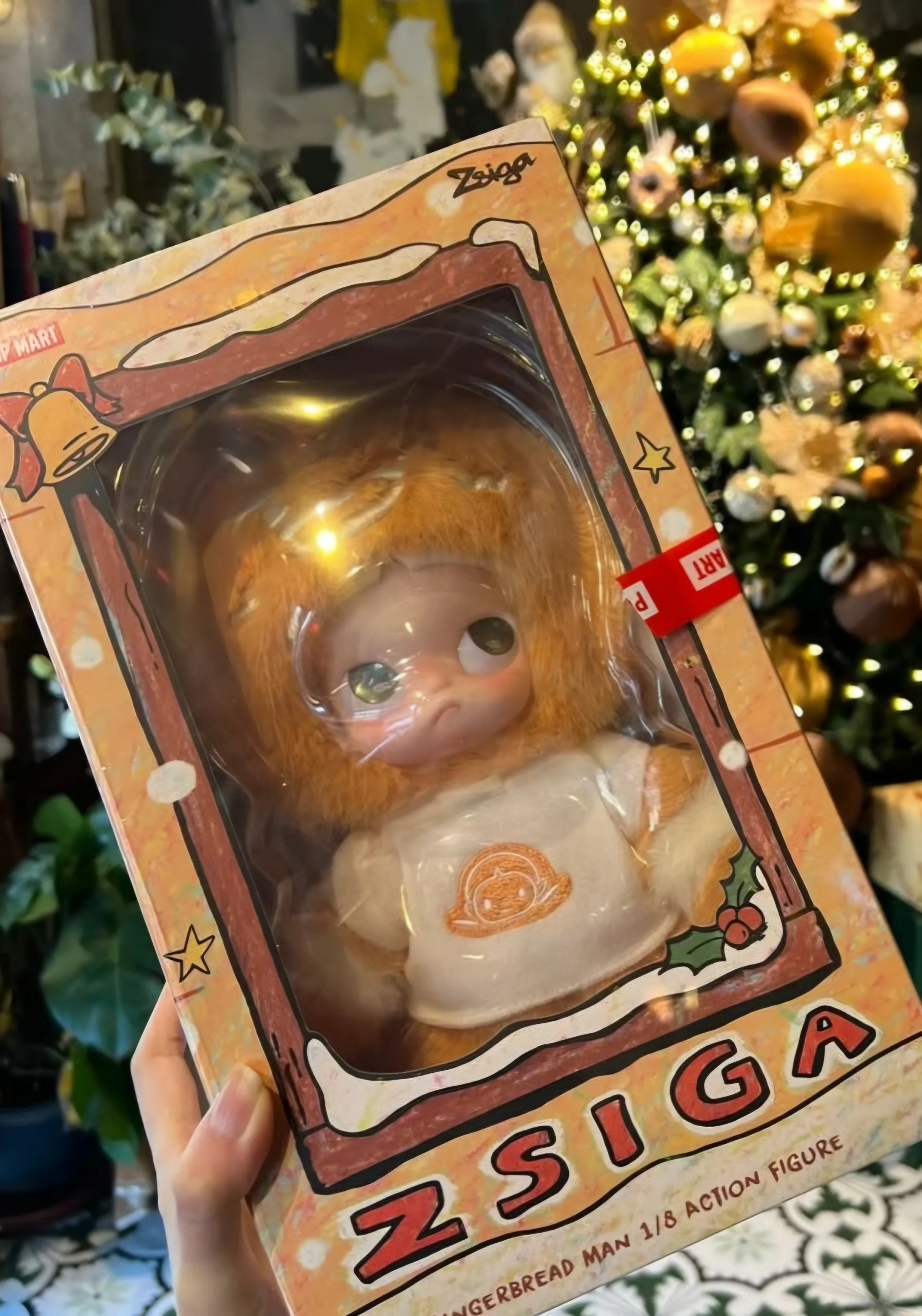 Zsiga Gingerbread Man 1/8 Action Figure - POP MART (United States)